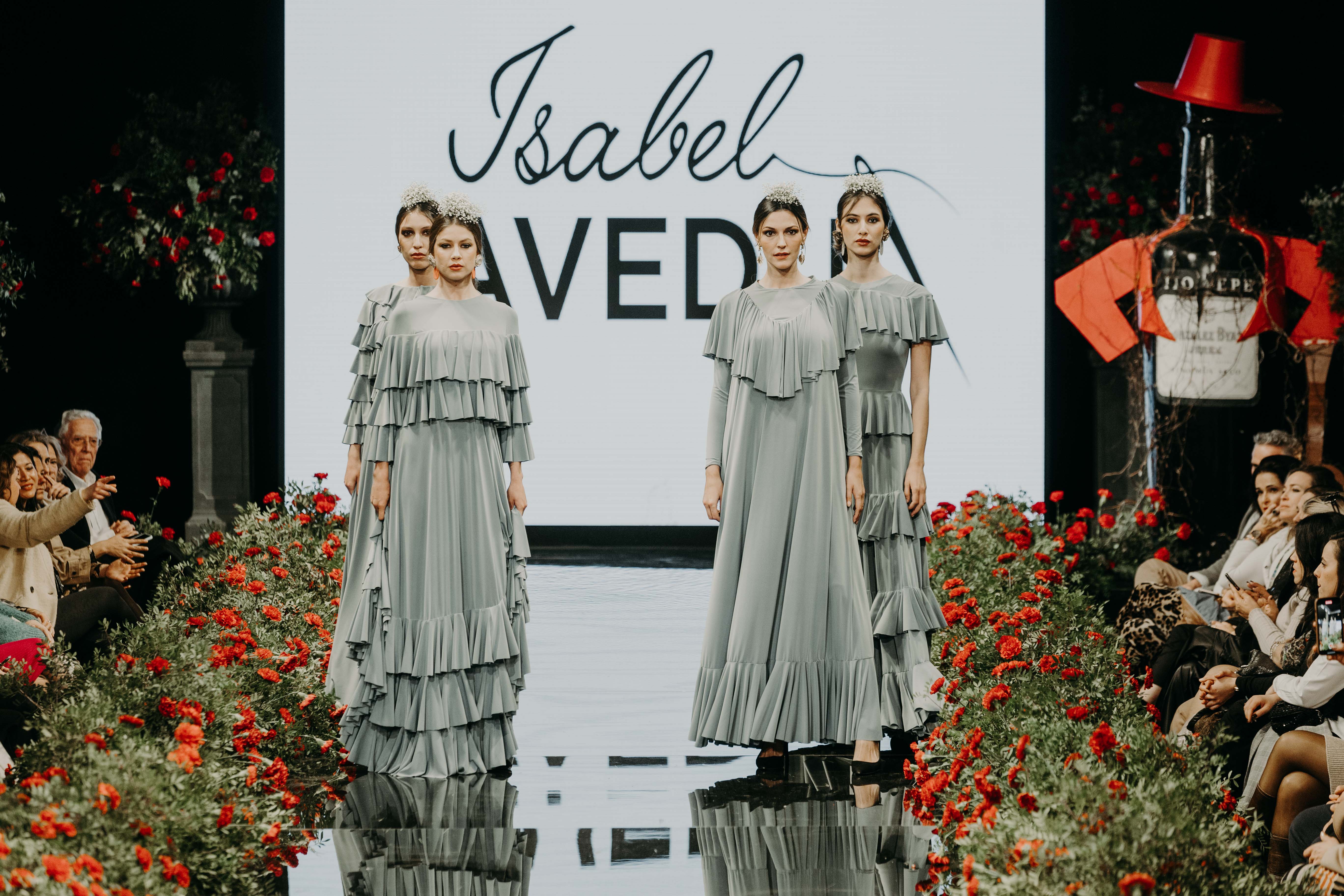Galería de fotos | Sábado de pasarela flamenca 2023: Colección de Isabel Avedú