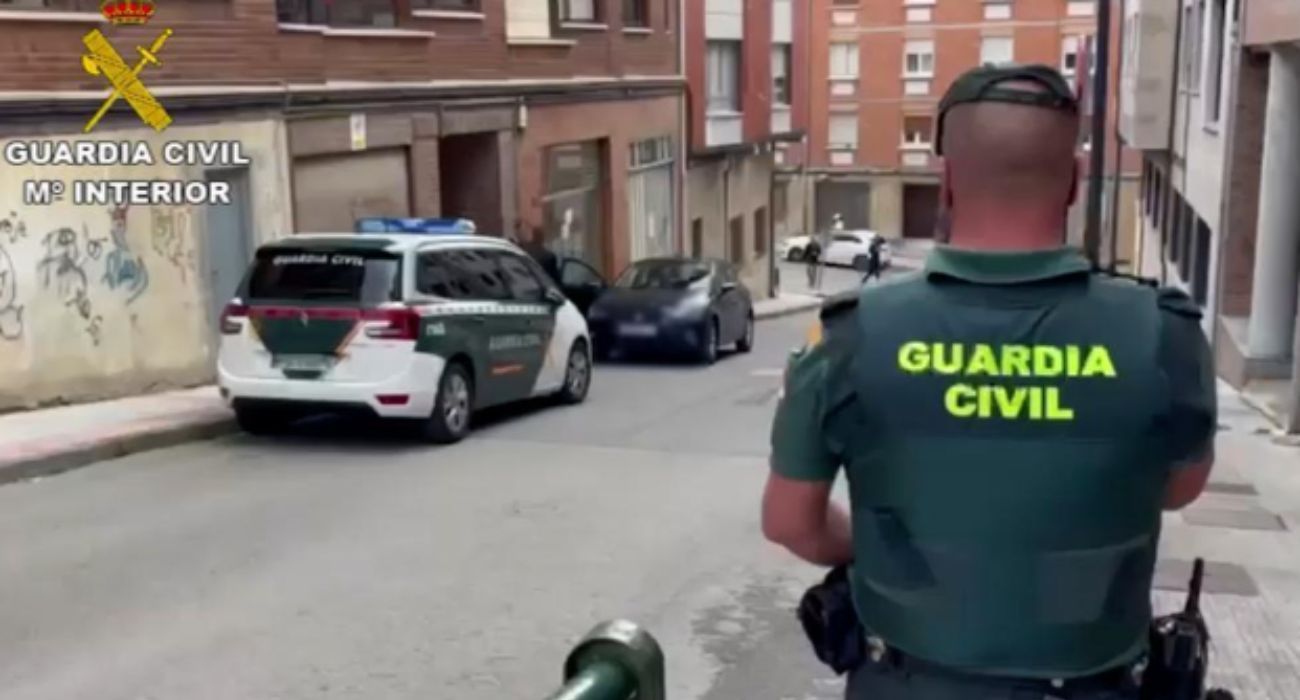 Detenido el hermano de la mujer embarazada asesinada junto a su hijo de tres años