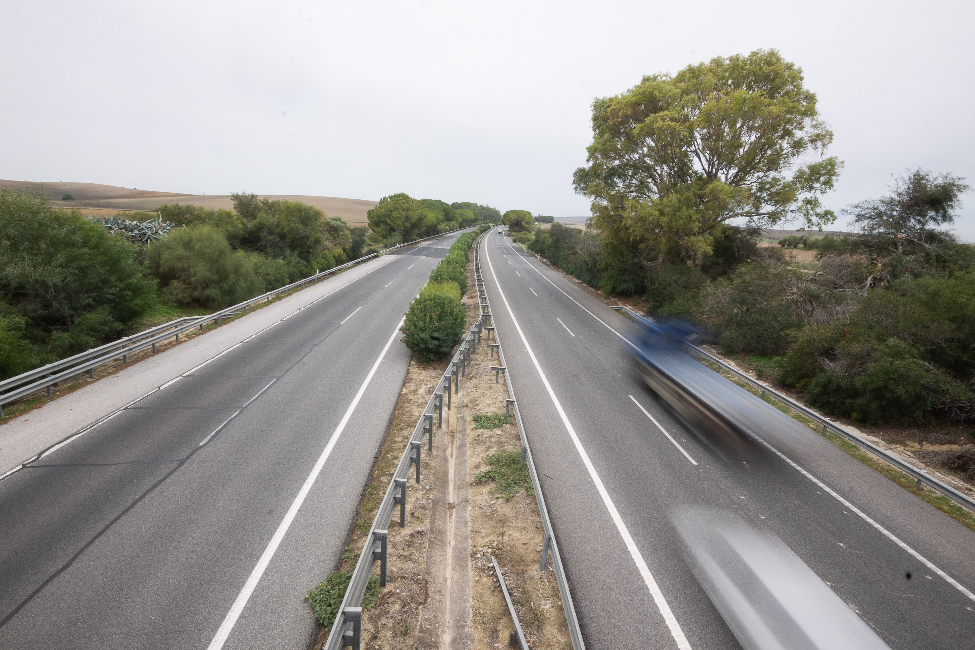 Nuevo 'atasco' entre PP y PSOE por el tercer carril de la AP-4, que comienza en la provincia de ...