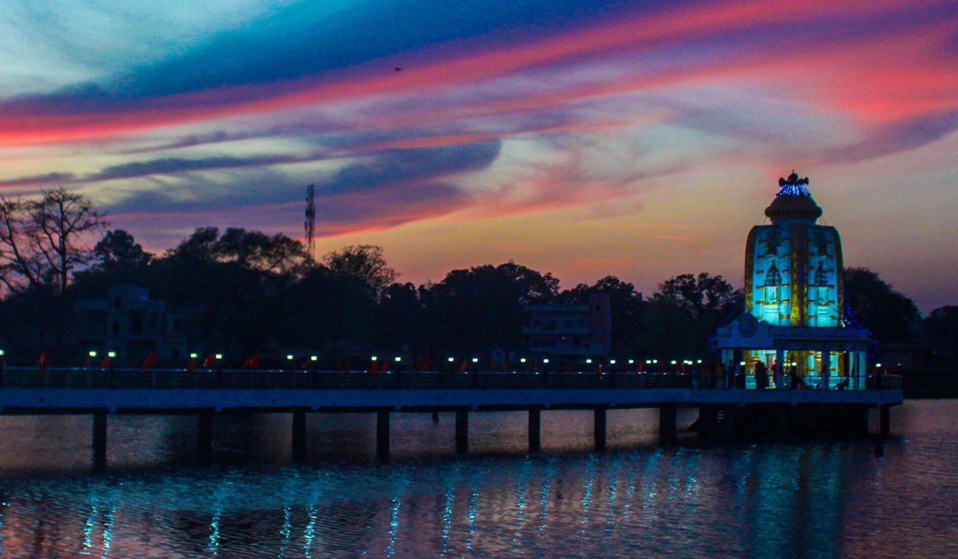 Una turista española, violada por siete hombres en la India: "Decían que la iban a matar"