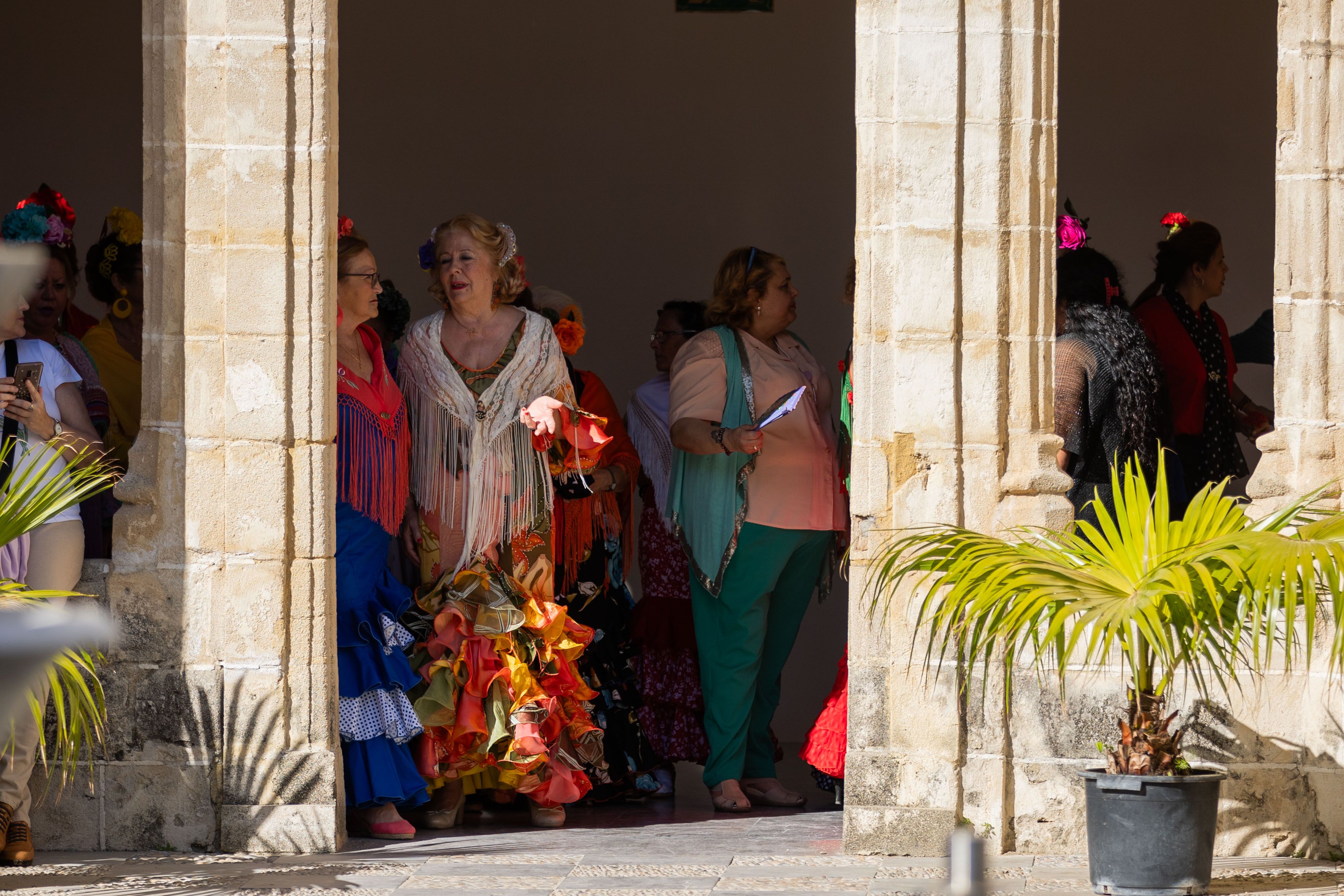 Galería de fotos | Desfile de 'mujeres con arte' en los Claustros de Santo Domingo de Jerez