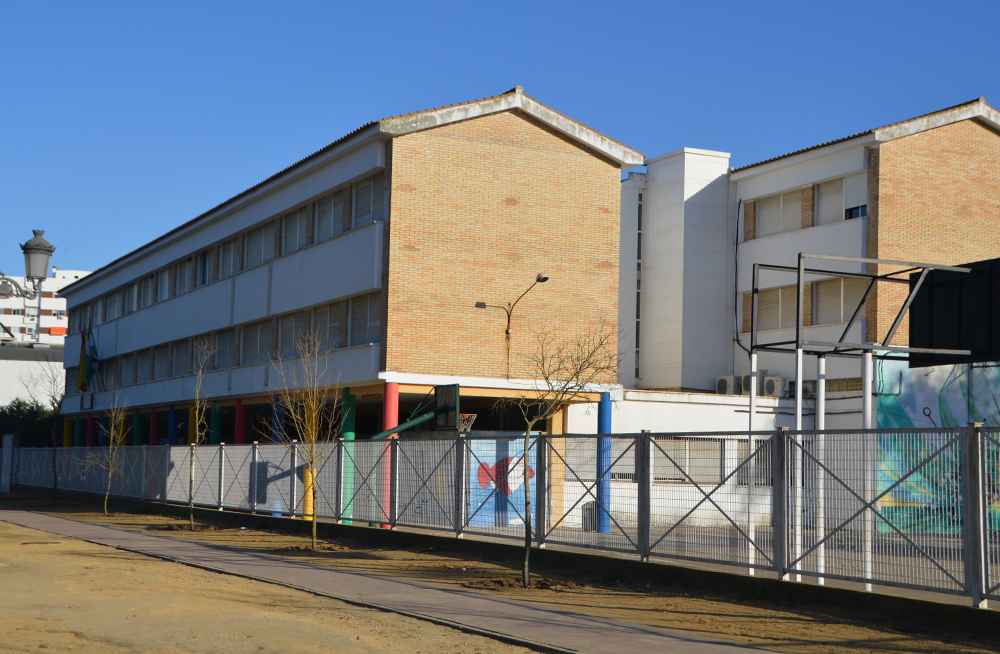 El Ayuntamiento responde a las críticas de la AMPA del CEIP El Retiro y defiende su gestión