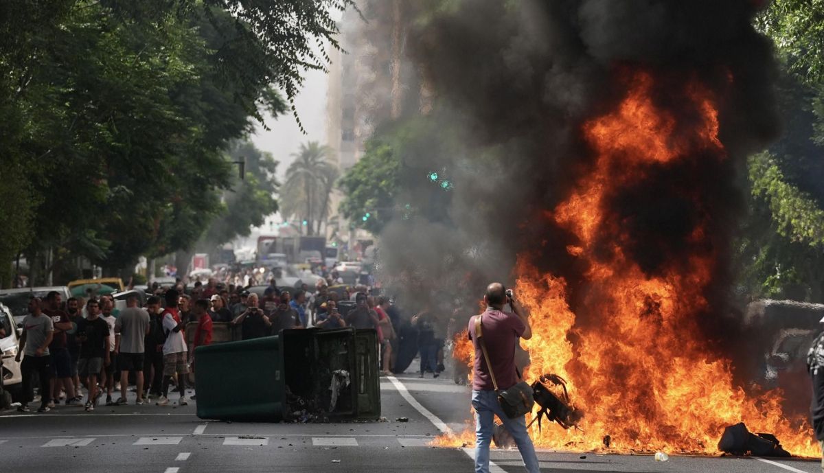 Cuatro nuevos detenidos por la bronca del metal, uno cuando embarcaba ...