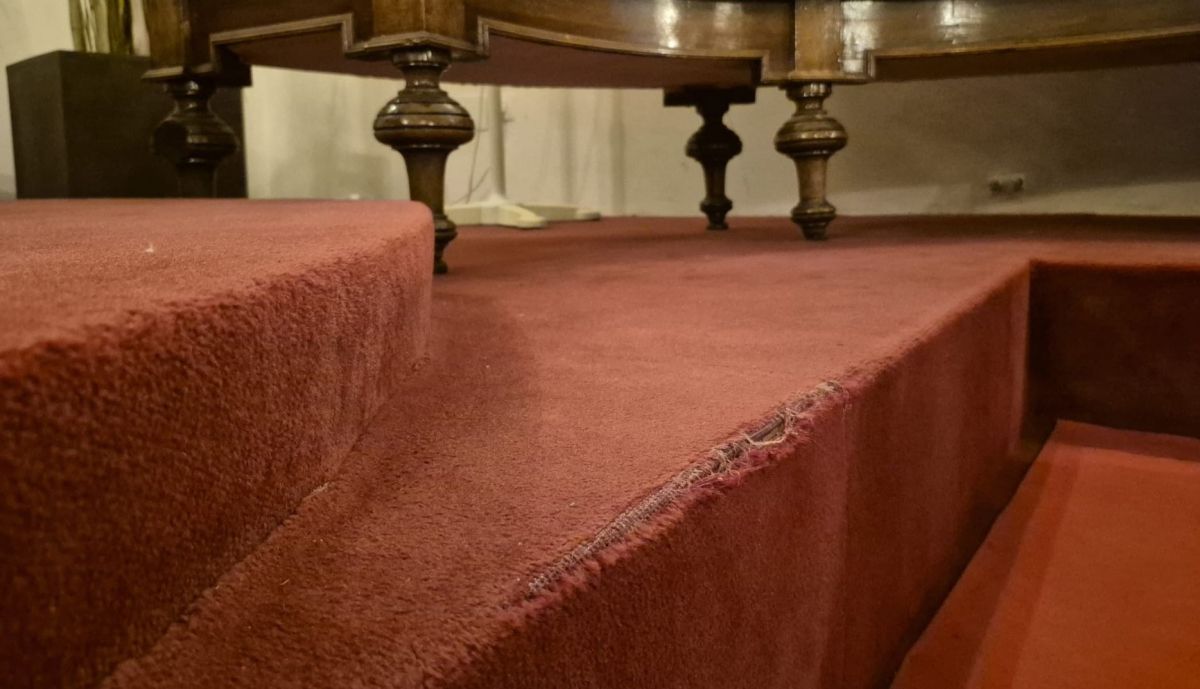 Critican el "bulo" del PSOE de Jerez: el gasto en "alfombras para la ...