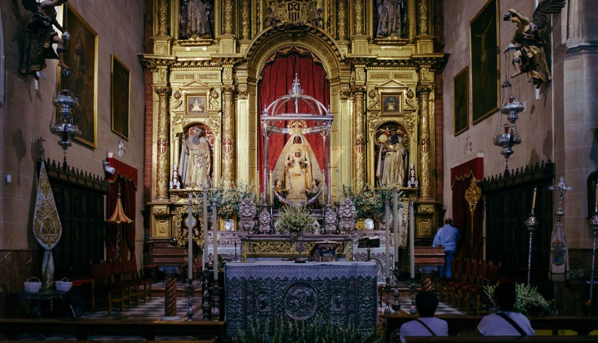 El enigma de la Virgen de la Merced: leyendas y misterios que envuelven ocho siglos de devoción ...