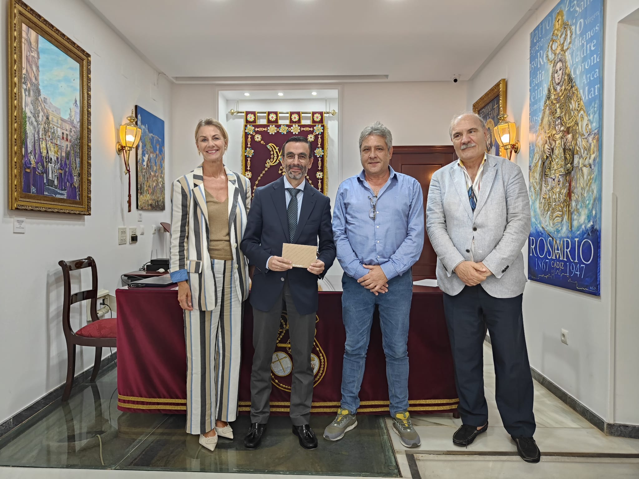 El Consejo de Hermandades entrega los premios de los concursos de exornos del Corpus 2025 en Cádiz