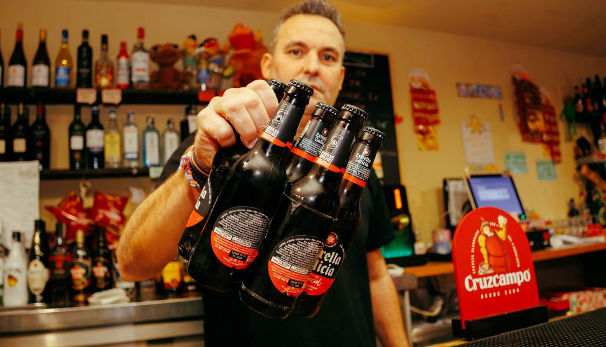 El Rubio, el templo de la cerveza fría en La Constancia de Jerez: servida en el punto justo de ...