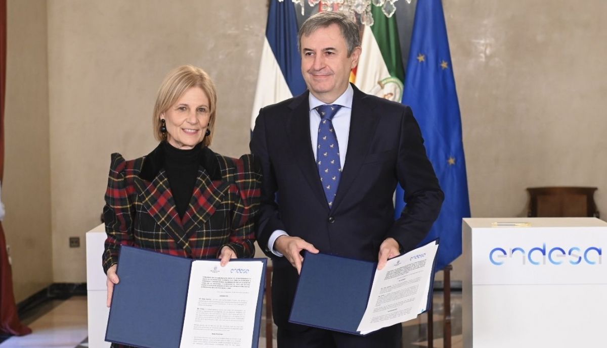 El Ayuntamiento de Jerez firma un convenio con Endesa para que a nadie se le corte la luz por ...