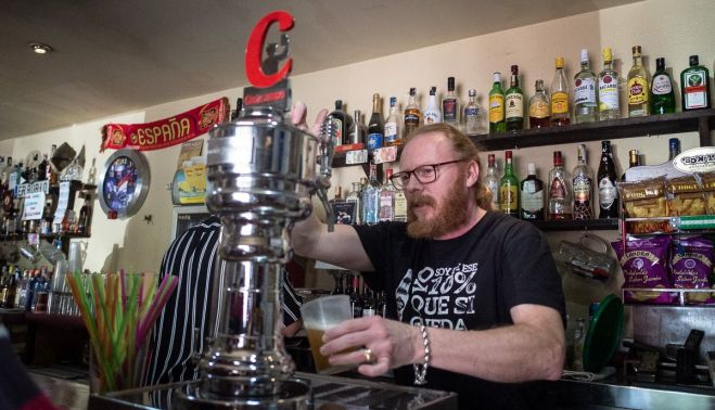 El Rubio: "En un día bueno despacho más de 800 cervezas"