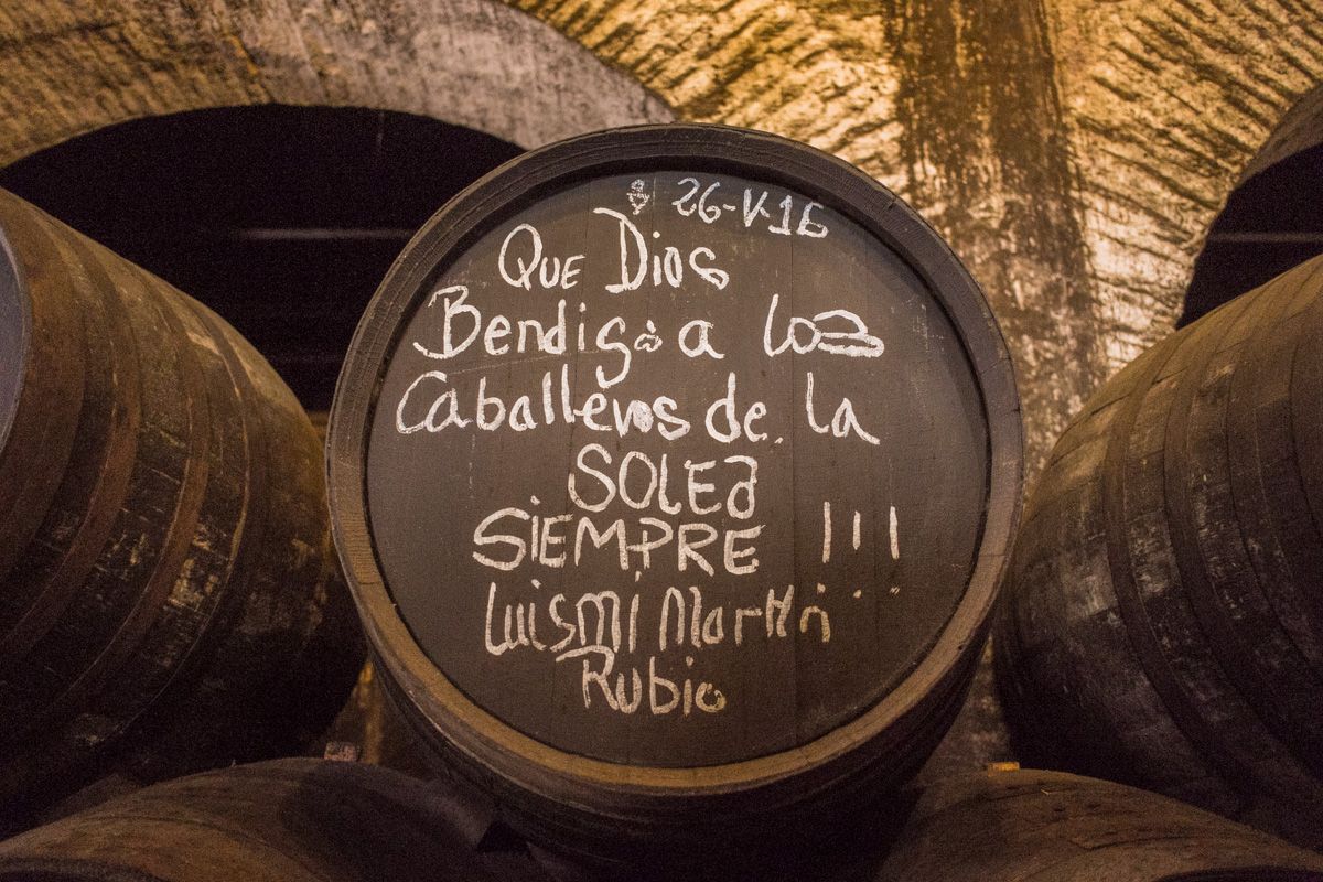 Barbadillo, el legado centenario de la bodega de las puertas rojas